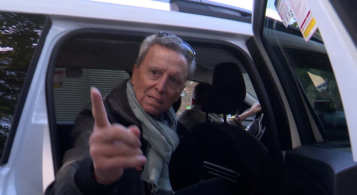 Ortega Cano pierde los papeles: ataque verbal y manotazo contra la ... Ortega Cano pierde los papeles: ataque verbal y manotazo contra la ...