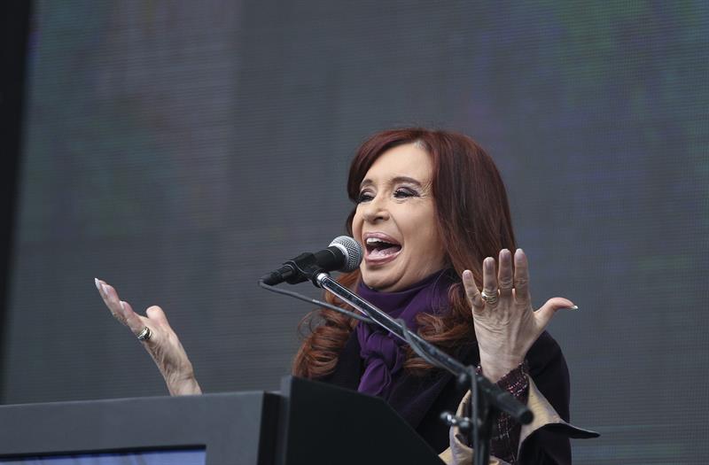 Prisión Preventiva Contra La Expresidenta Argentina Cristina Fernández